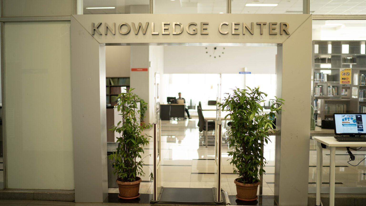 Library - BINUS @Alam Sutera - Creative Business Campus