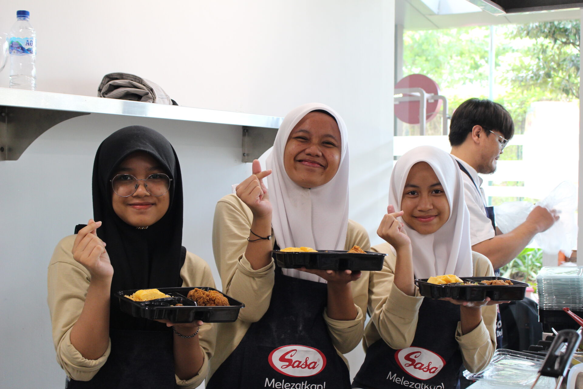 Momen Seru Rangkaian BiZChildhood 2024 di Hari Terakhir - BINUS @Bekasi ...