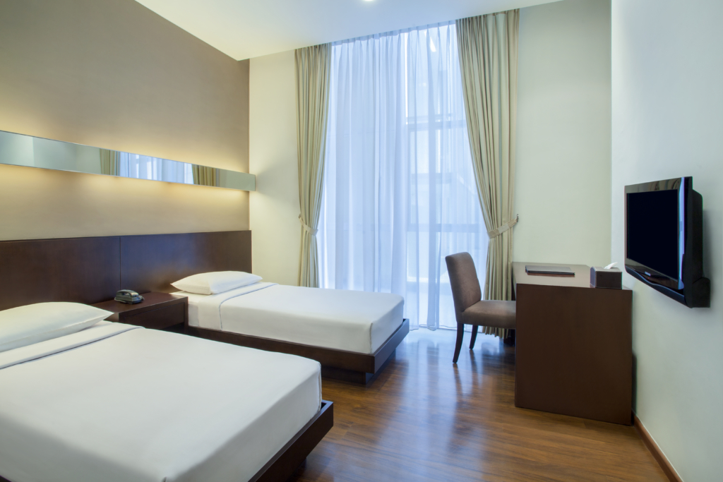 Superior Twin – Binus Square