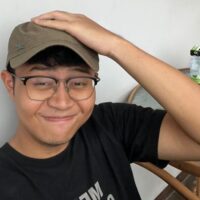 Fenomena Pengiriman Sticker Jomok di Aplikasi Whatsapp – Character Building