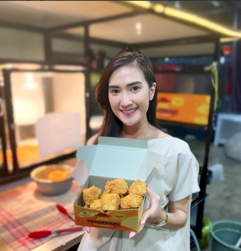 AMANDA NURANI NATAPRAWIRA | BINUS Gallery