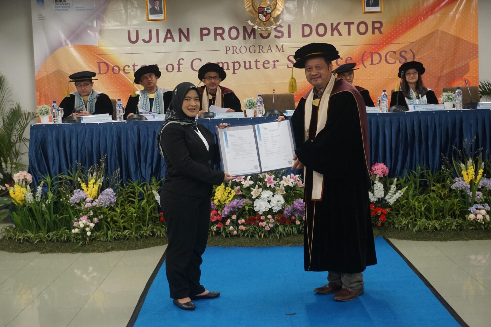 Doctor ke-97 BINUS University Datang dari Program Doctor of Computer ...