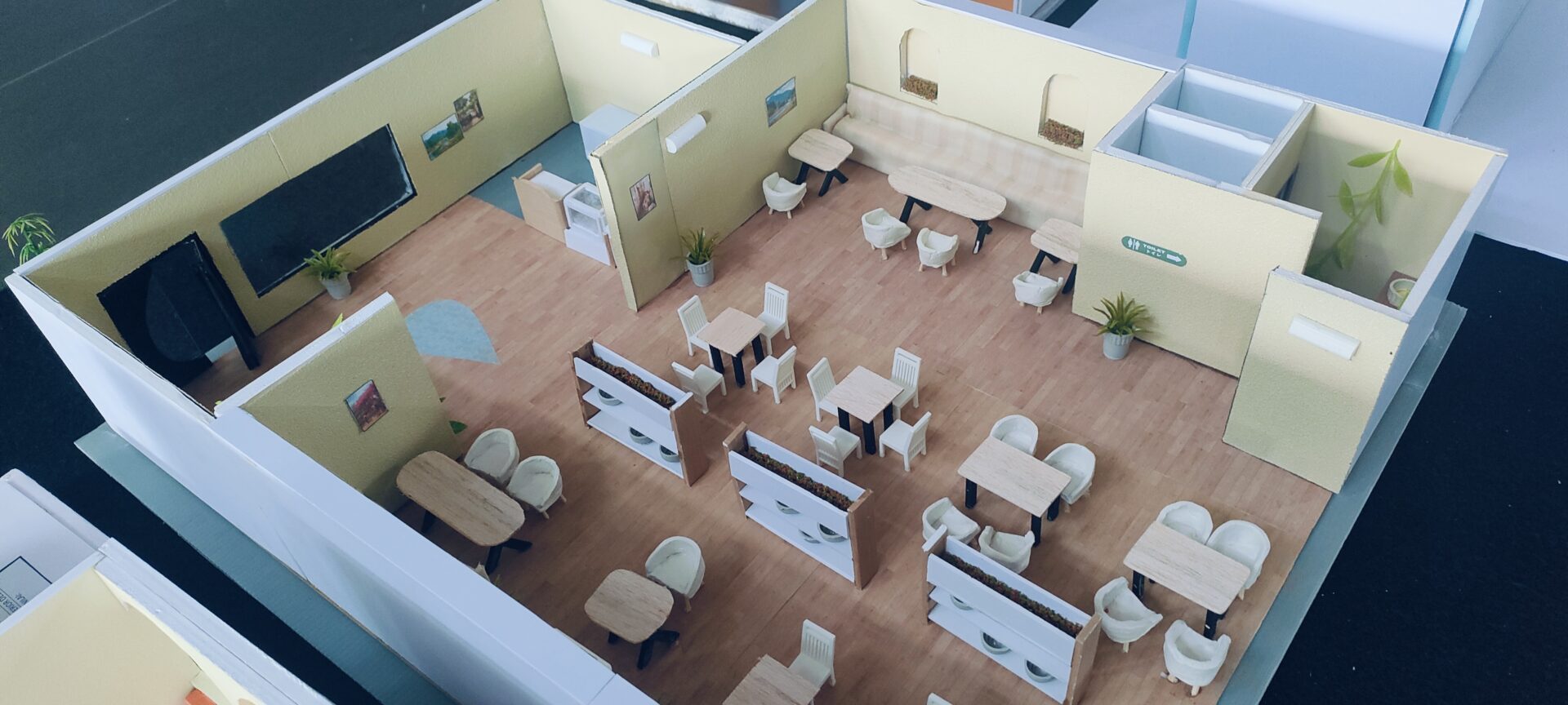Maket Interior Desain 2 Retail – Interior Design