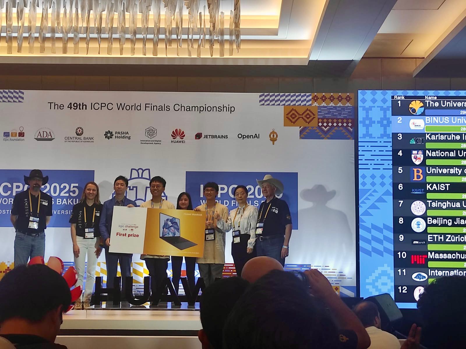 Mahasiswa BINUS Raih Prestasi di ICPC World Finals 2025