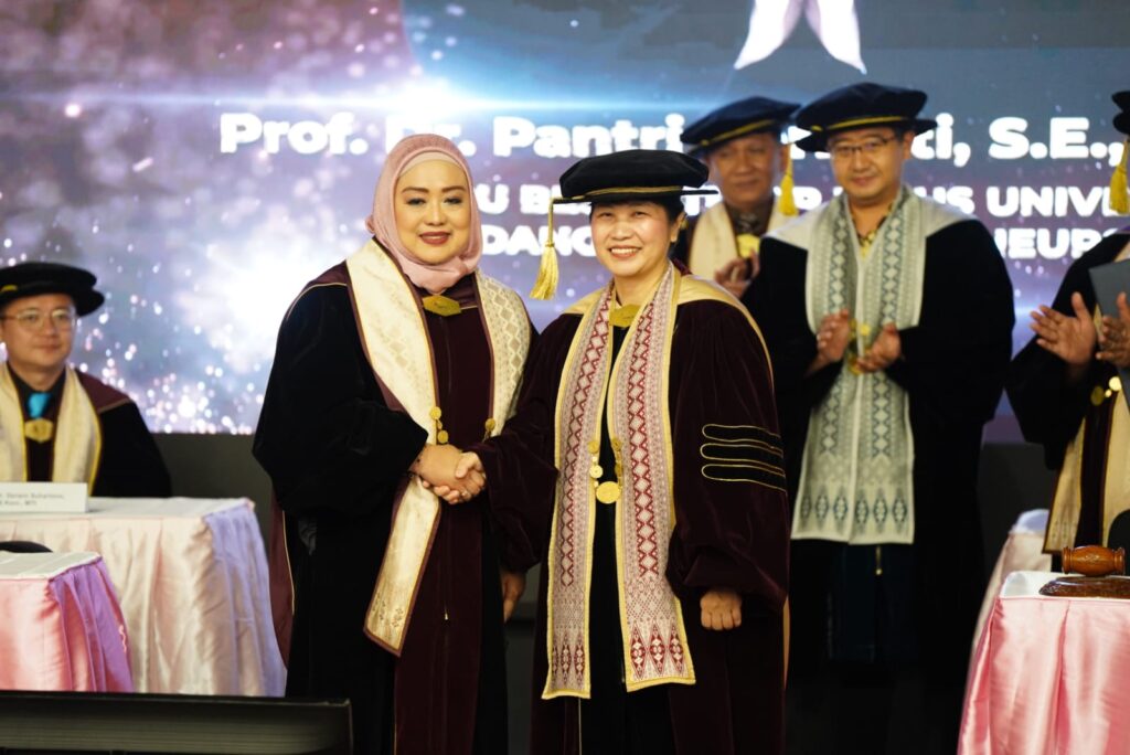 Menginspirasi Transformasi Kewirausahaan, Prof. Pantri Heriyati Resmi ...